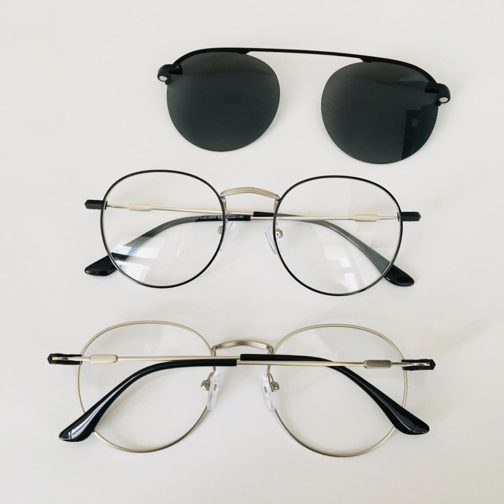 Armação de óculos de grau - Alice 2.0 cod 3805 - preto com prata C3 ...
