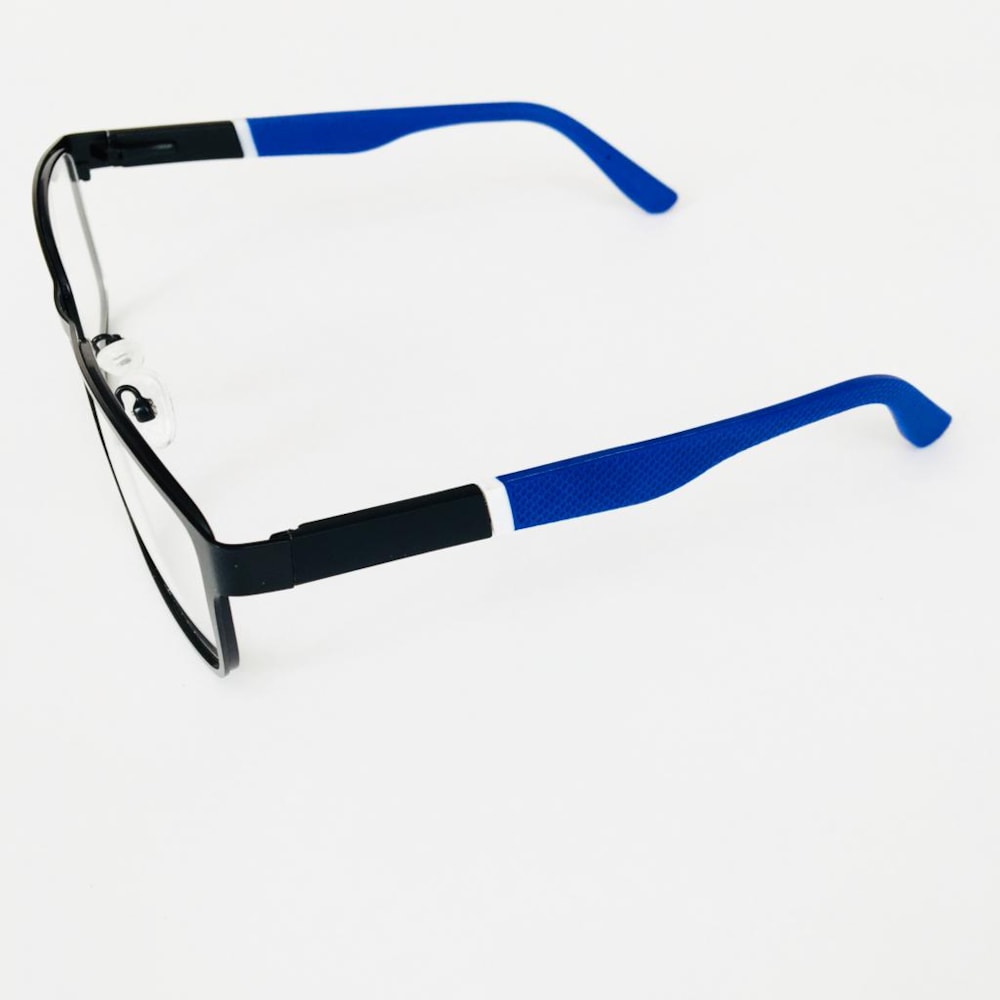 Armação de óculos de grau masculino - Rodrigo 8002 - preto haste azul ...